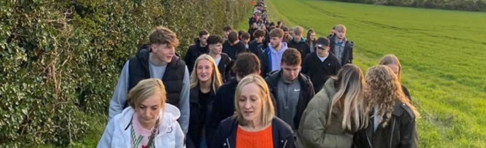 Hundreds step out to honour Gorgeous George – Brain Tumour Research