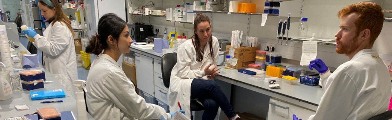 Families visit our Research Centre – Brain Tumour Research