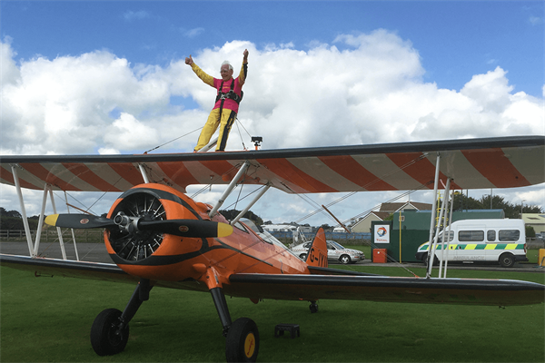 Ninety-year-old wing-walker takes to the skies – Brain Tumour Research